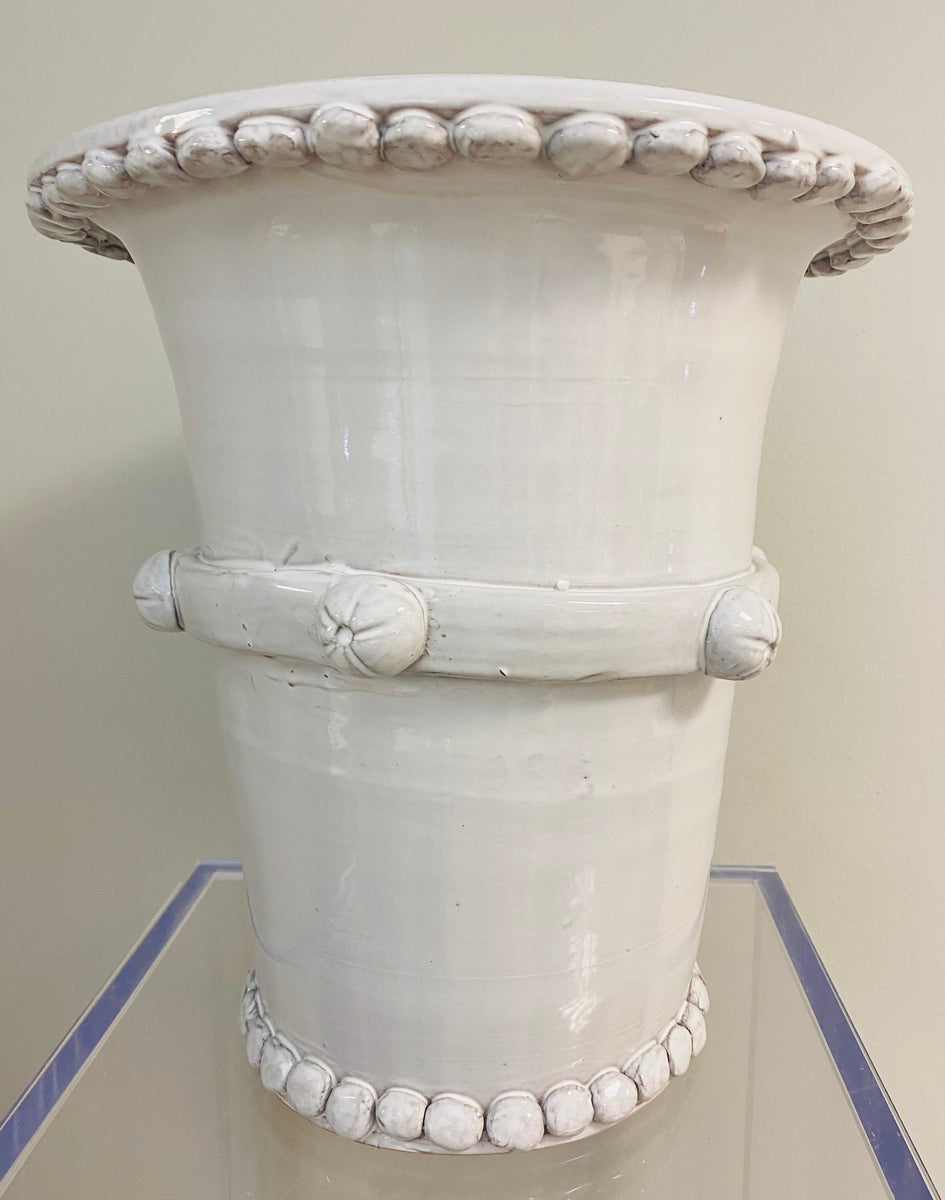 White Dotted Trumpet Pot – Wildflowers
